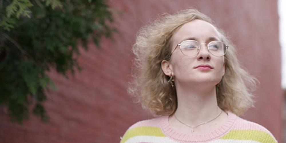 After Double Mastectomy at 15, Grown Detransitioner Trashes the Surgeon ...